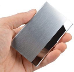 33 of the Handiest Gadgets You'll Want to Carry With You - 22 Words