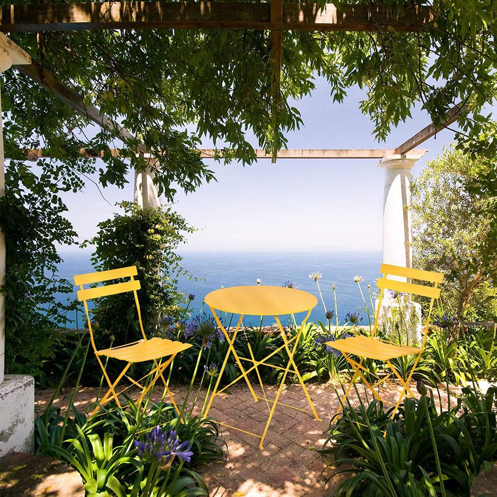 Discover trendy small patio furniture ideas for your outdoor oasis ...