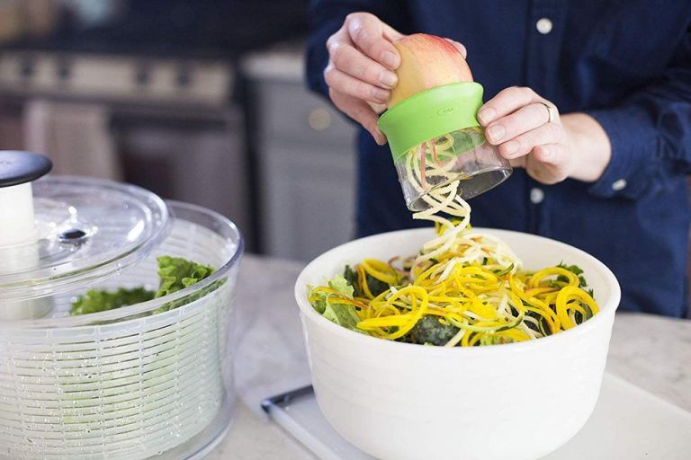 37 Inexpensive Inventions That Make Hard Things Look Easy - 22 Words