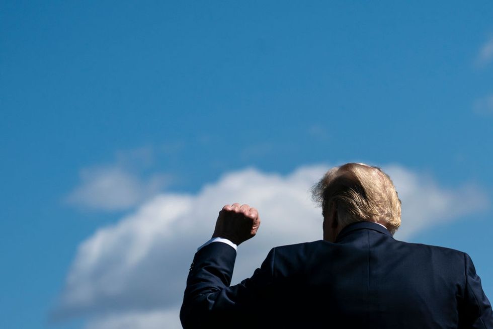 Donald Trump 'Mocked' By Dutch Queen Live On TV While She Was Stood ...