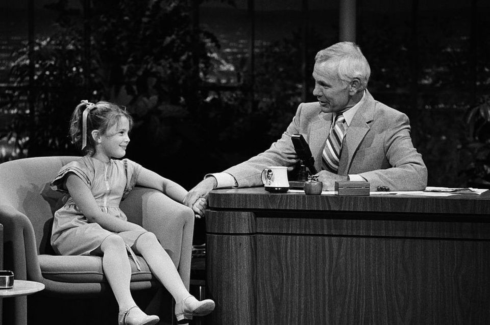 Drew Barrymore is Being Praised For Her Interviewing Skills After Her ...