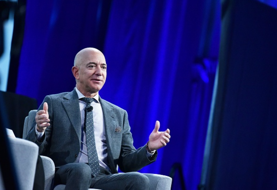 Elon Musk Speaks Out About Infamous Photo With Ghislaine Maxwell