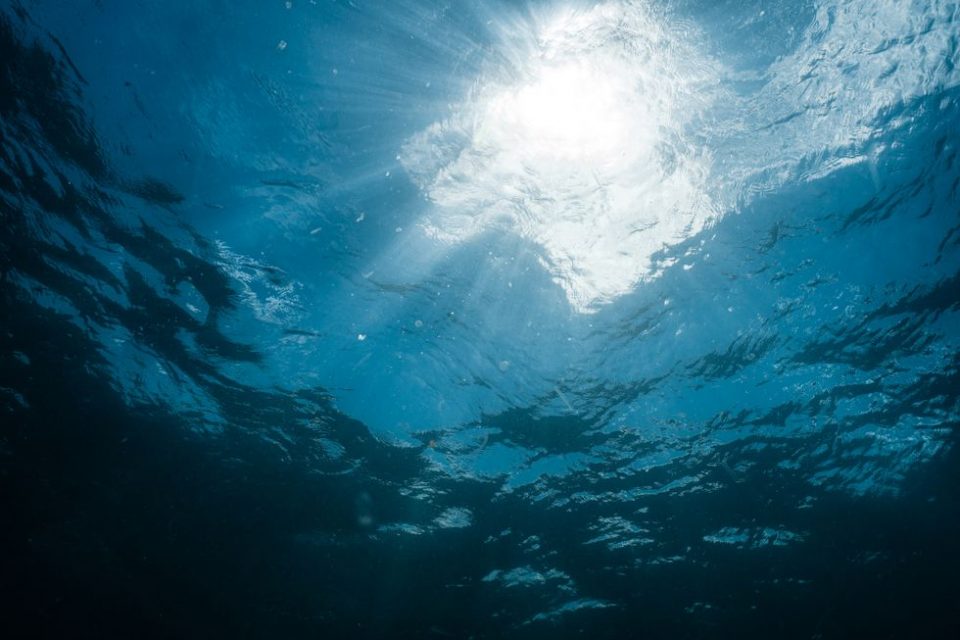 Pilot Photographs Strange Red Glow Over The Atlantic Ocean