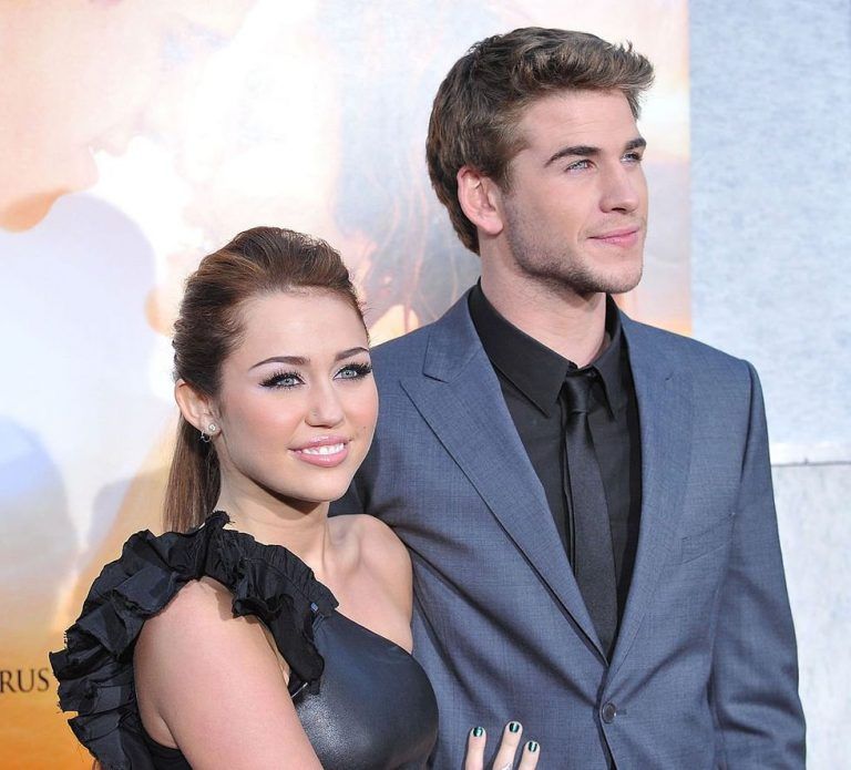 Miley Cyrus Reveals Lie She Told Liam Hemsworth For 10 Years Trending News - 22 Words