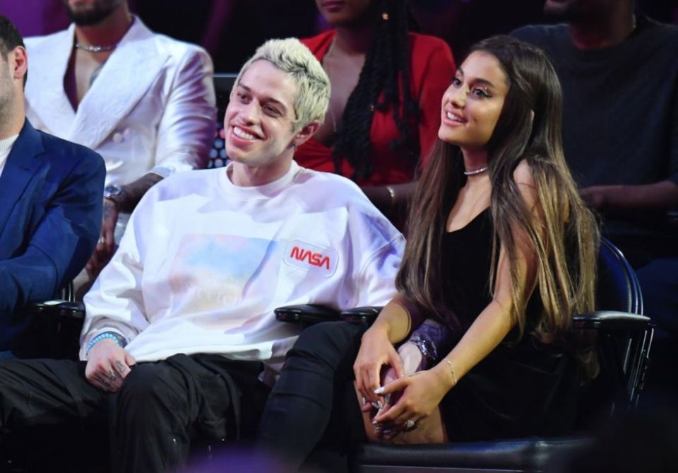 Pete Davidson Clarifies the Size of his Manhood Pete Davidson Clarifies the Size of his Manhood