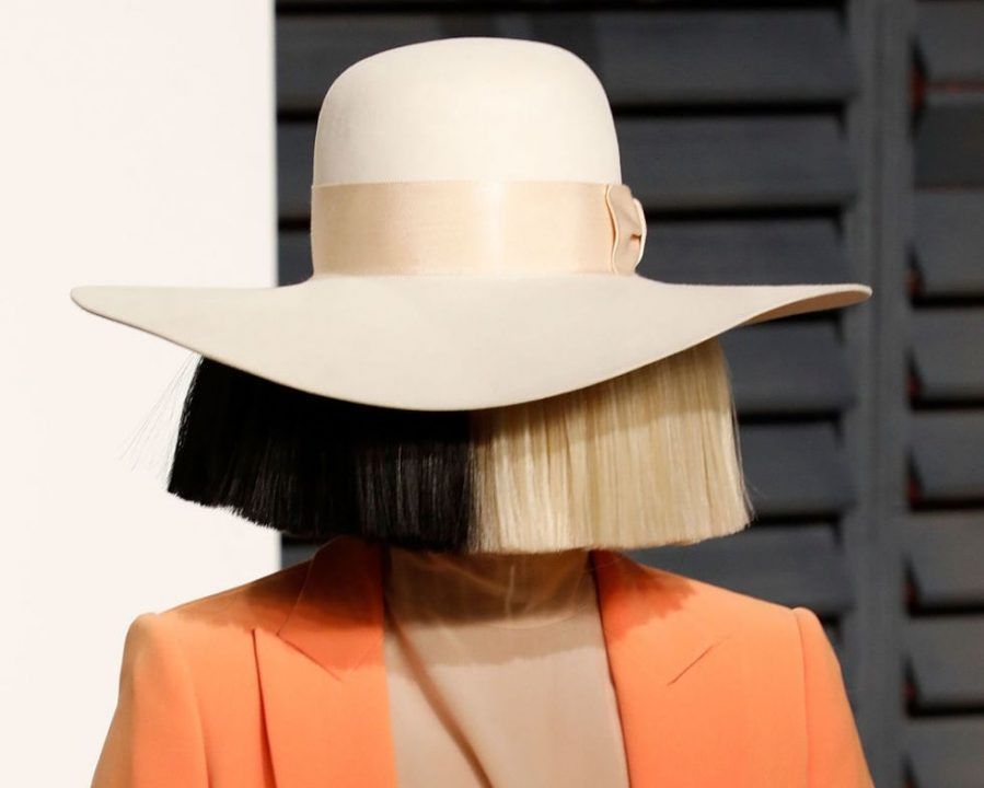 Singer Sia Shows Off 'Amazing' Facelift After Years Of Hiding Her Face ...