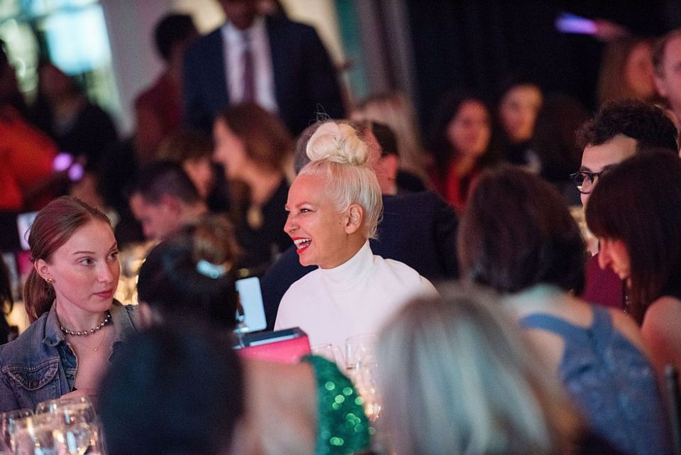 Singer Sia Shows Off 'Amazing' Facelift After Years Of Hiding Her Face ...