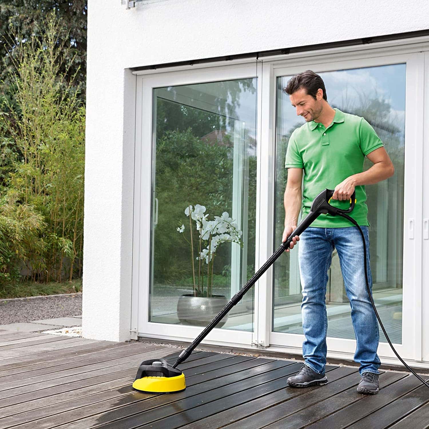 Discover the power of the electric high pressure washer with our how-to ...