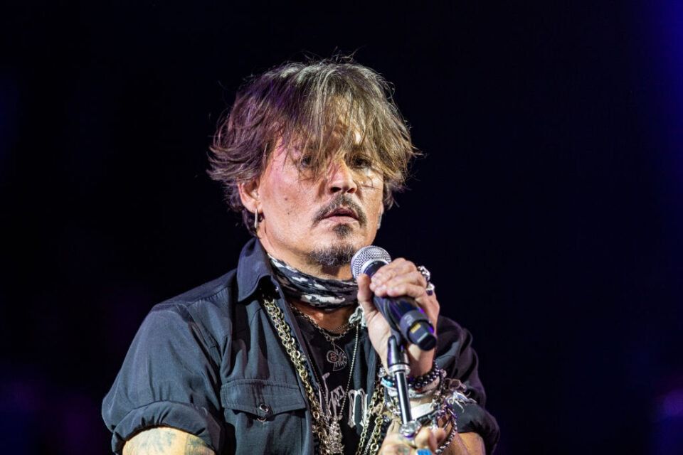 Johnny Depp Returns to Stage For Second Night Surprise Performance