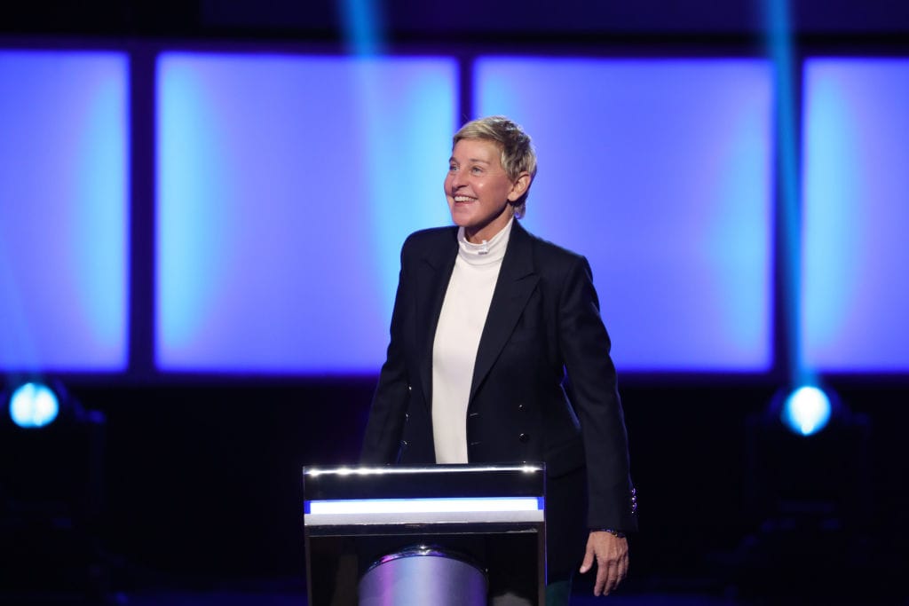 Ellen DeGeneres Pictured In UK Unrecognizable Without Iconic Hair After Fleeing America Trending ...