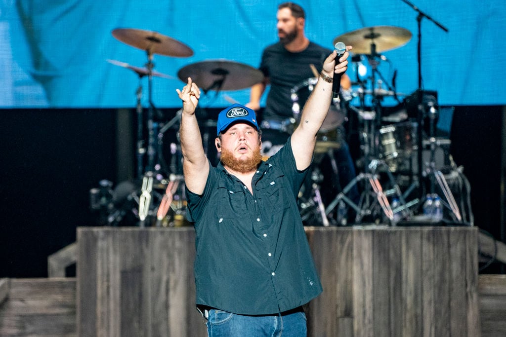 Luke Combs Regrets Filing $250K Lawsuit Against Fan Trending News - 22 ...
