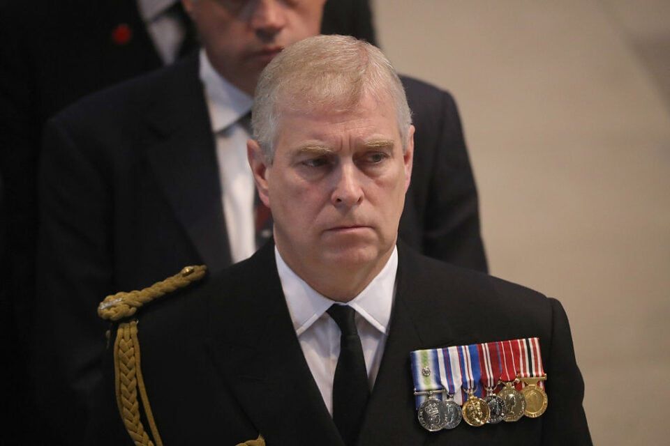 Ghislaine Maxwell Makes Shock Confession About Infamous Prince Andrew Picture in First interview ...
