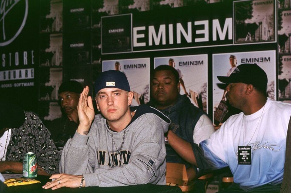 Eminem Sends Warning To Fans Before Listening To His New Album Today