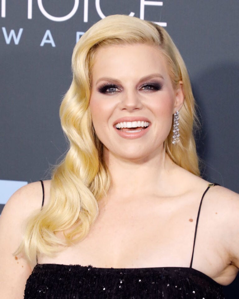 Megan Hilty's Pregnant Sister Presumed Dead in Devastating Plane Crash