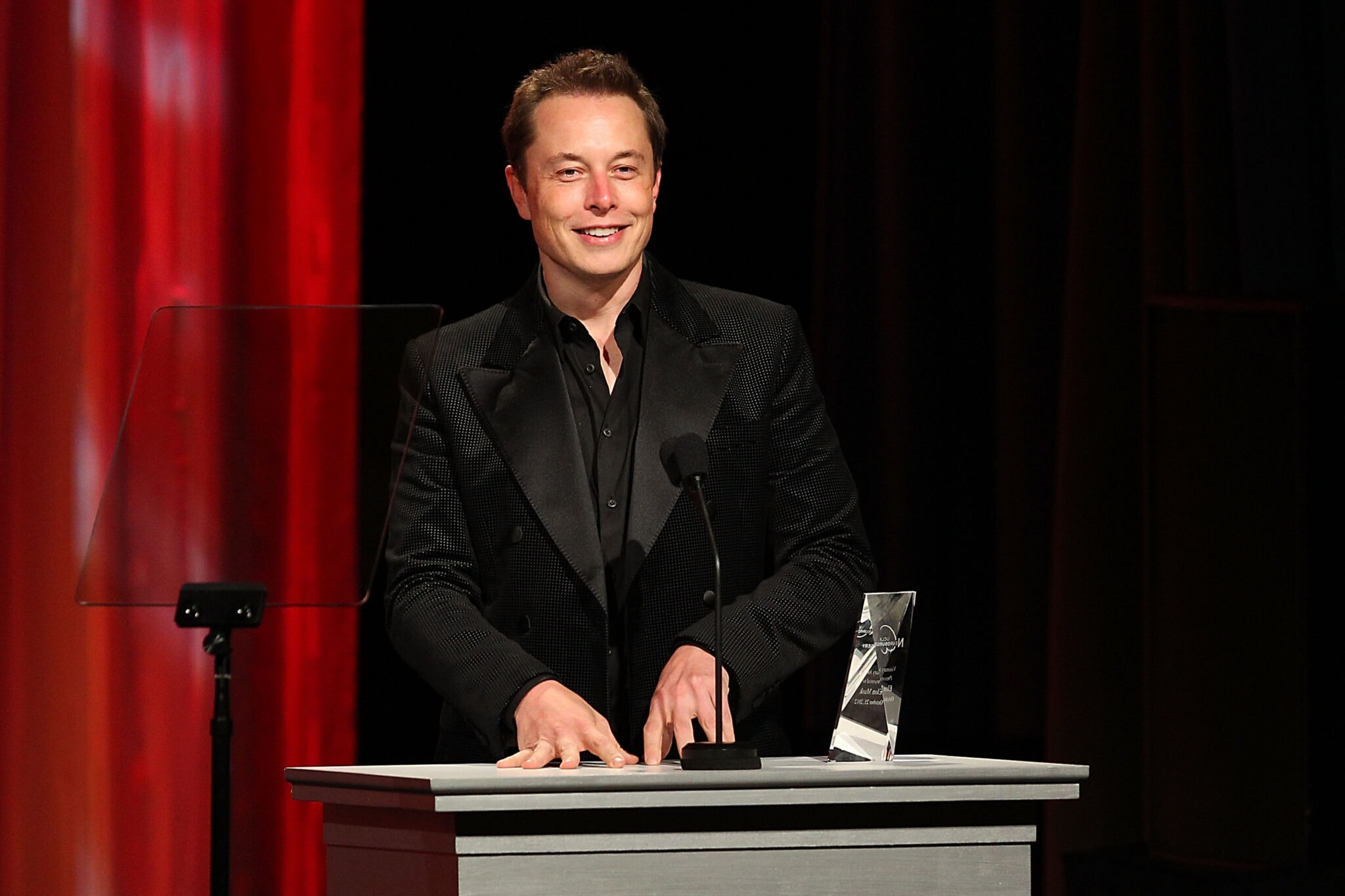 Elon Musk Says First Neuralink Brain Chip Has Been Implanted In A Human ...