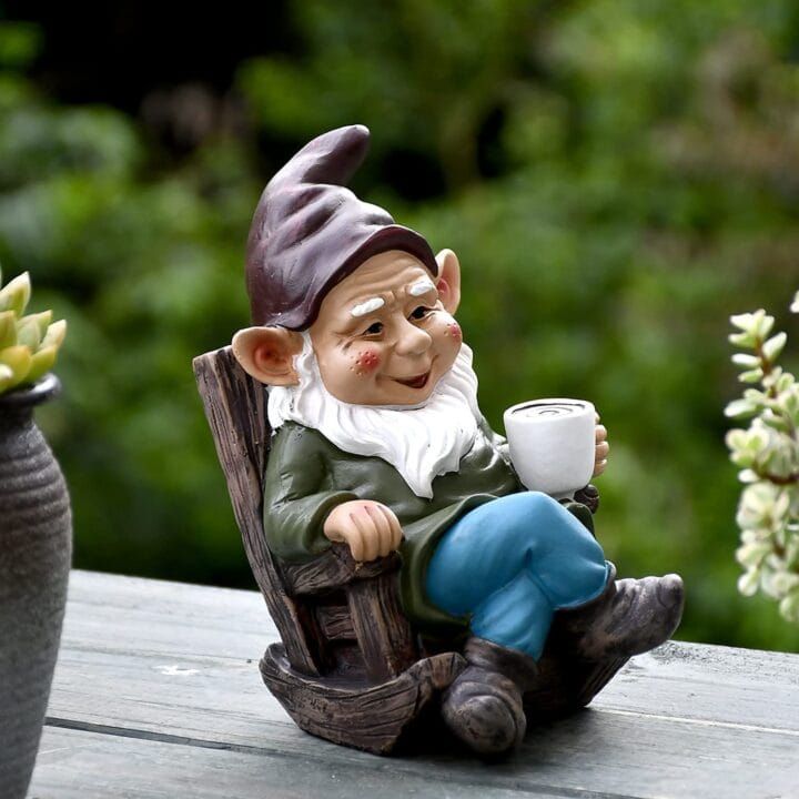 37 Funny Garden Statues You'll Actually Want Uncategorized - 22 Words