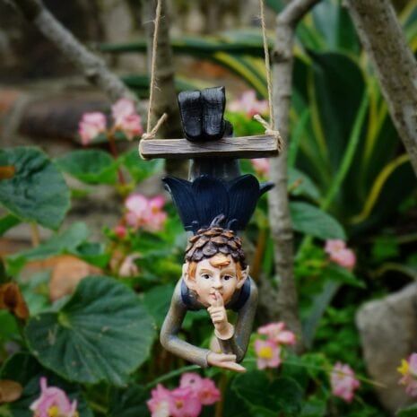 37 Funny Garden Statues You'll Actually Want Uncategorized - 22 Words