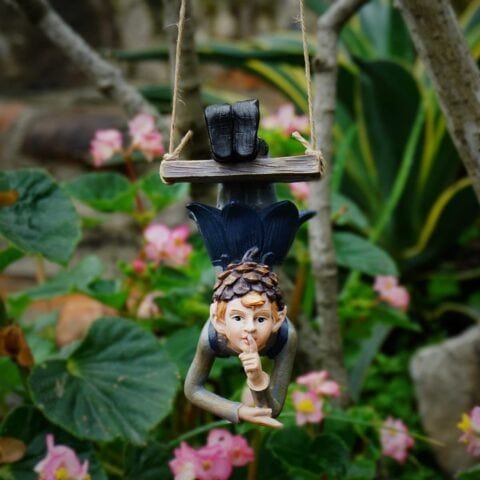 37 Funny Garden Statues You'll Actually Want Uncategorized - 22 Words