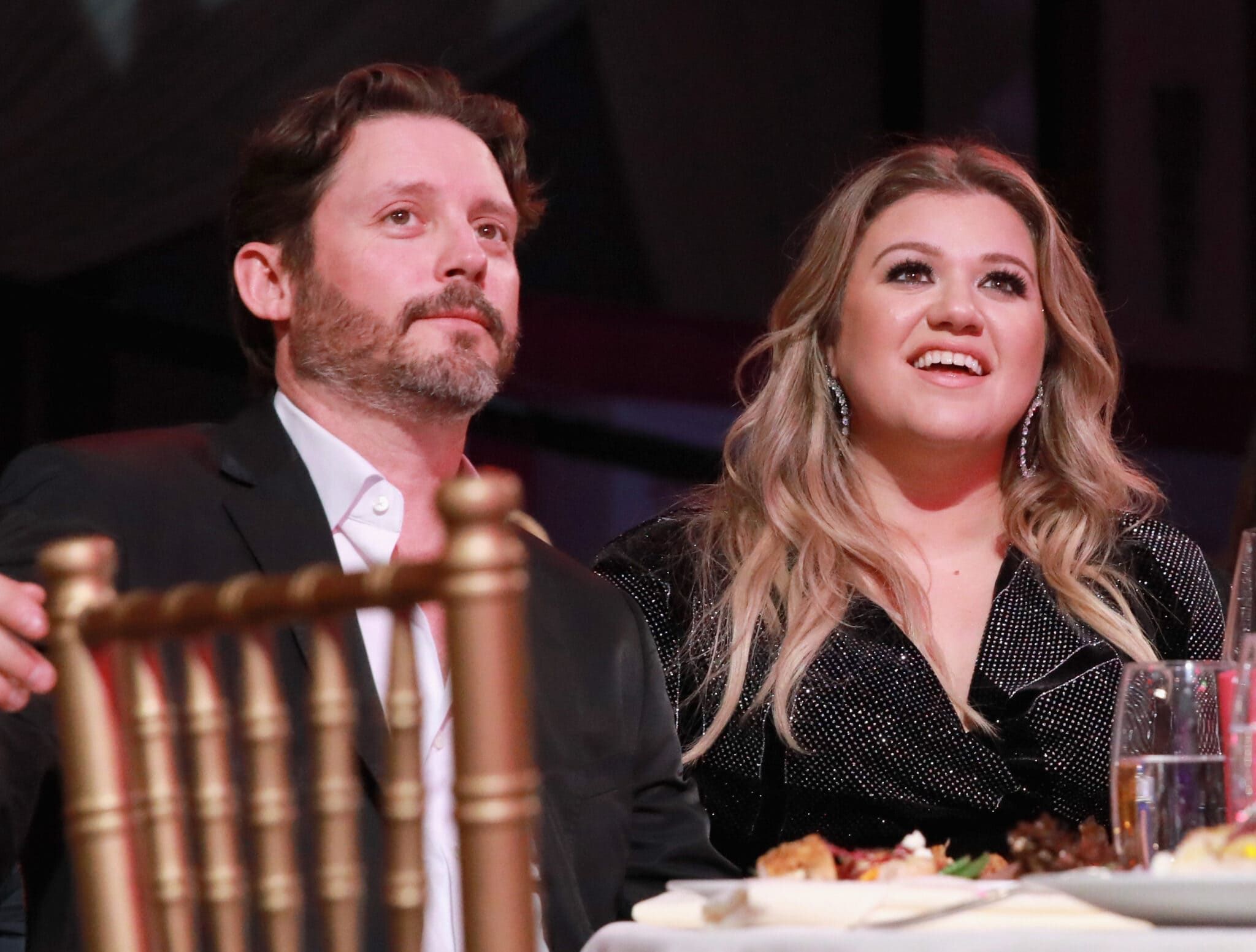 Kelly Clarkson's Ex Husband And Manager Dead Aged 48 Trending News - 22 ...
