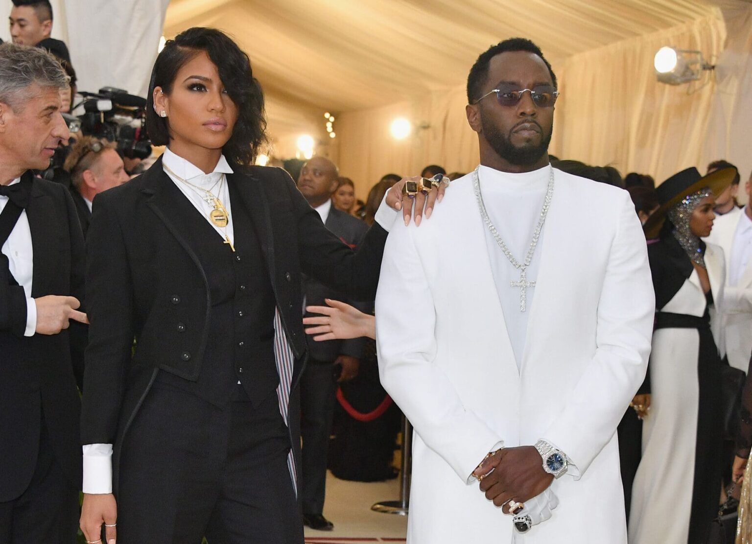 The Picture Diddy Tried To Erase From The Internet Has Been Revealed ...