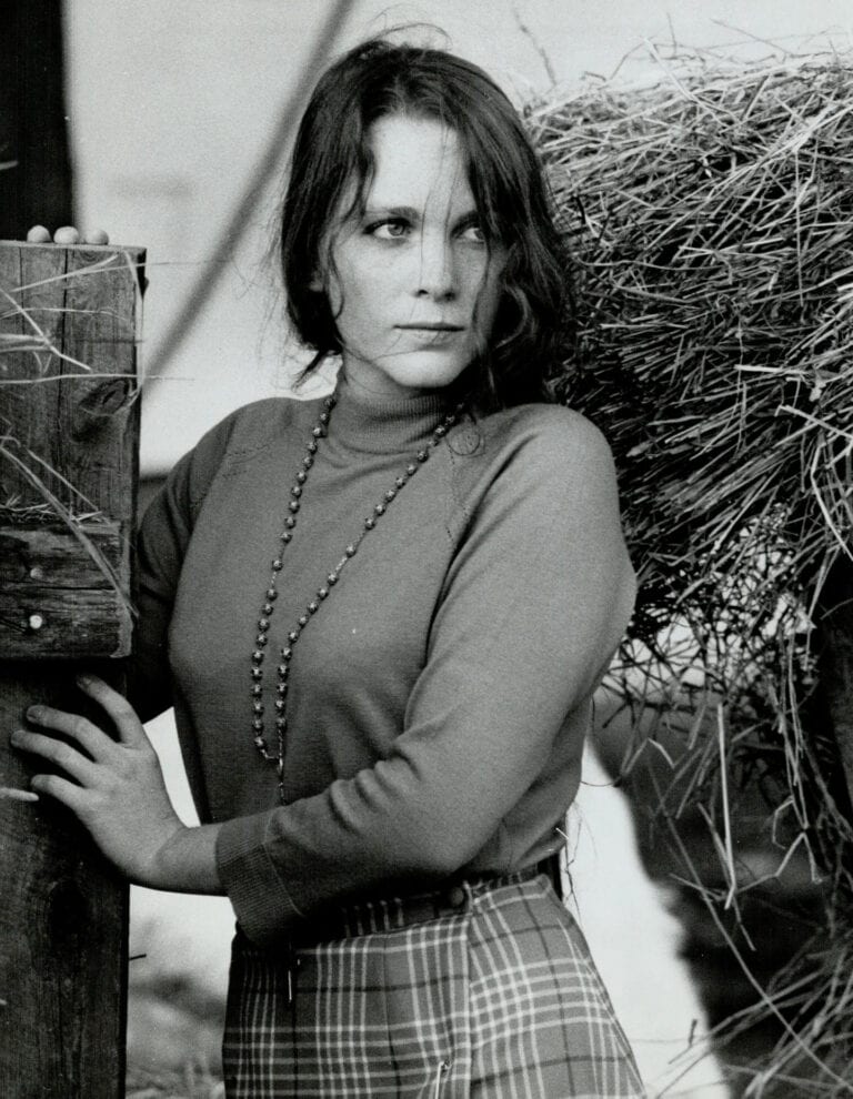 Tisa Farrow, Celebrated Actress and Sister of Hollywood Icon Mia Farrow ...