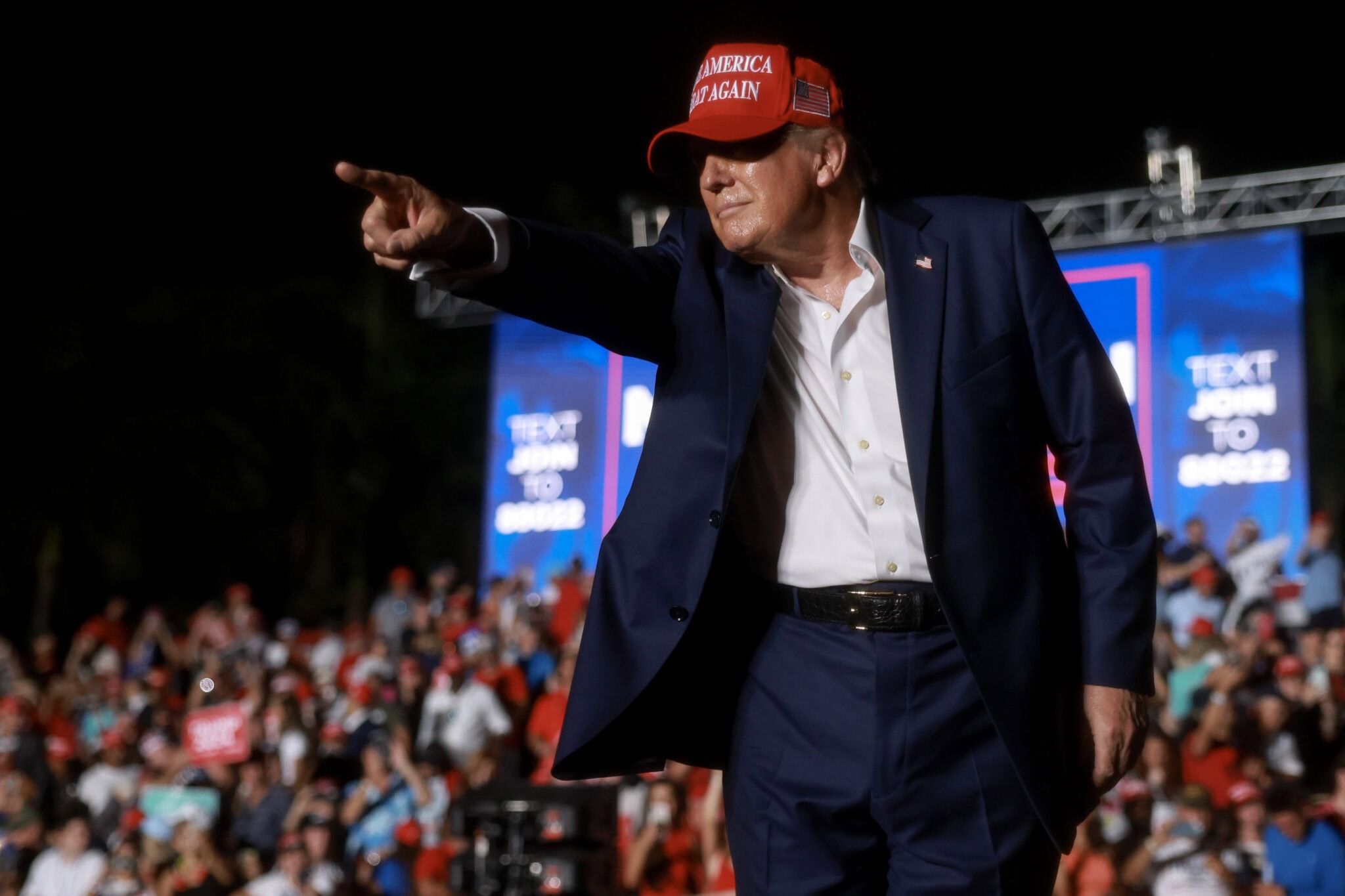 Trump Supporters Are Wearing Ear Bandages In Solidarity With Former ...